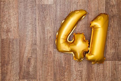 Getal 41 Fotos afbeeldingen, beelden en stockfoto's - iStock