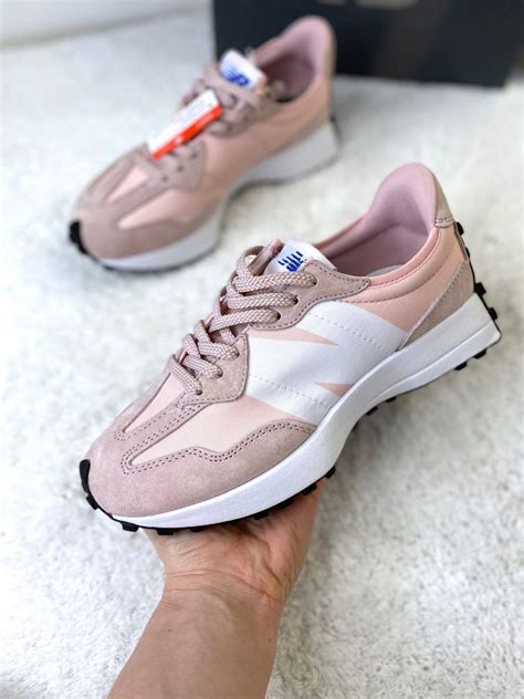 Кроссовки женские New Balance 327 розовые купить в СПб