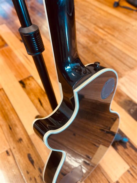 Epiphone Custom CustomShop – Classic Guitars and Amps
