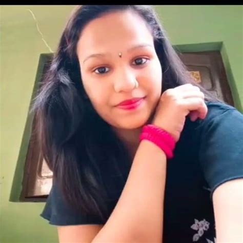 Aarti Mairade Mairade (@aarti__panpatil) • Threads, Say more