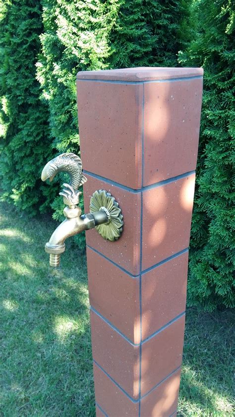 Rustykalny kran ogrodowy | Planters, Planter pots, Plants