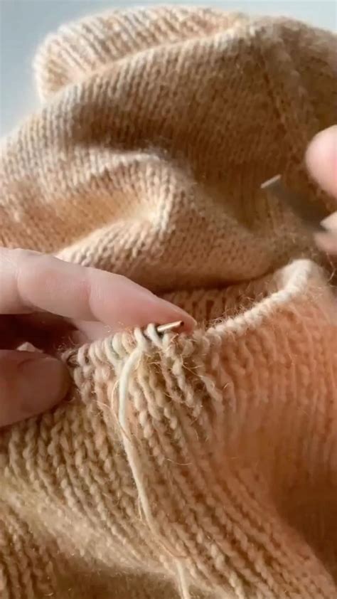 Закрытие петель иглой. Вариант. | Knitting techniques, Knitting ...