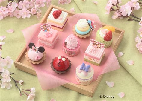 お花見を楽しむ姿を表現！銀座コージーコーナー「＜ミッキー＆フレンズ＞お花見パーティー」
