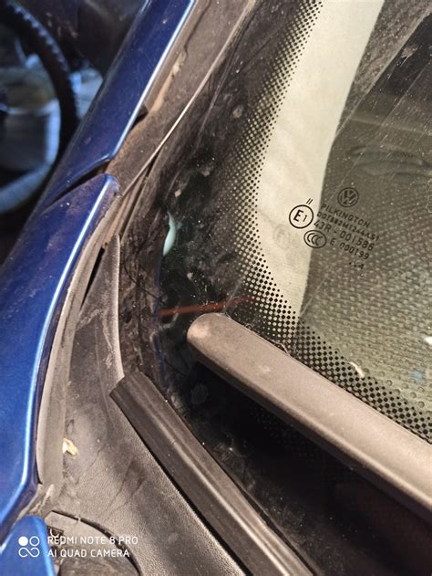 Уплотнитель жабо от ВАЗ 2110 — Volkswagen Bora (1G), 2 л, 2001 года ...