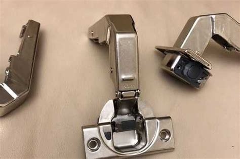 Новые петли и демпферы blum blumotion | Festima.Ru - Мониторинг объявлений