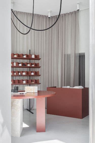 Pin on Ваши пины | Natural cosmetics shop, Shop interiors, Store design ...