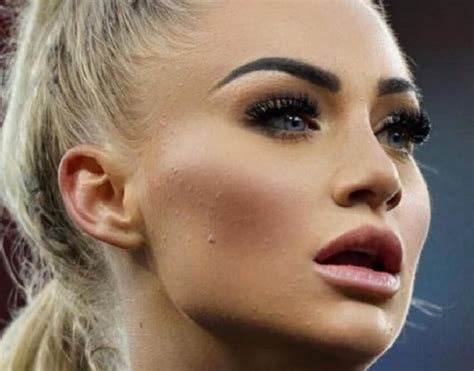 Самая красивая швейцарская футболистка показала сочную грудь в бассейне ...