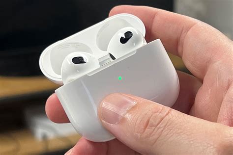AirPods 3rd Generation: The Good and Bad of Apple\'s Hearing Aids - Lado.mx