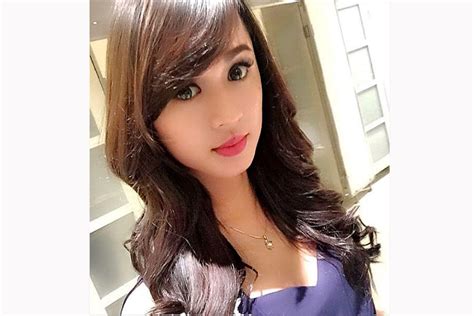 5 waria cantik dunia VS 5 Waria Tercantik di indonesia | KASKUS