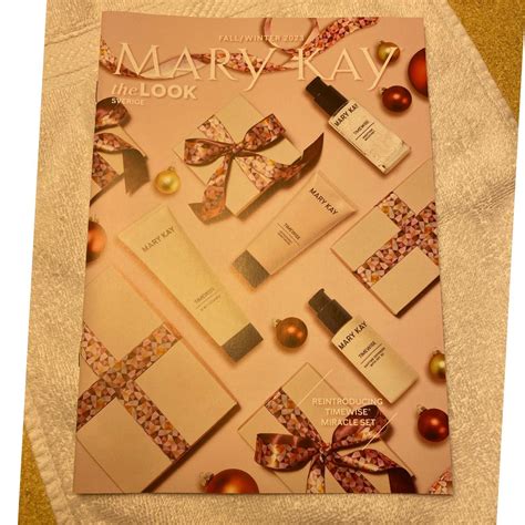 Se produkter som liknar Mary Kay katalog vinter 2023 på Tradera (616060294)