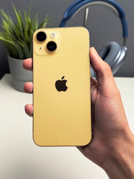 iPhone 14, iPhone 14 Plus Tipped to Launch in New Yellow Colour Soon ...