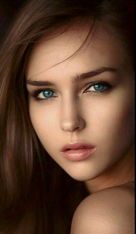 Pin by AmigaMan67 on Stunning Faces | Beautiful girl face, Beautiful ...