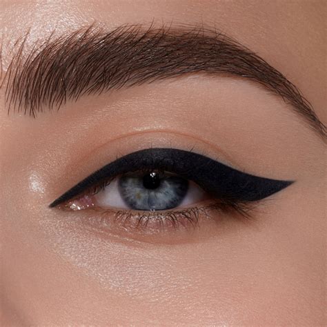 Карандаши для глаз - купить в интернет-магазине ROMANOVAMAKEUP