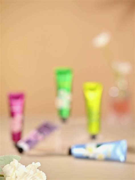 Oem Zhiduo 30ml Private Label Travelling Plant Extract Fragrance Anti ...