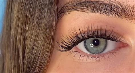Flash-Lash – Flawless Lashes in a Flash!