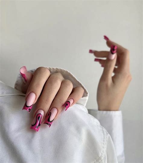 Pin by nasik ️ on Ваши пины | Manicure, Simple nails, Red nails