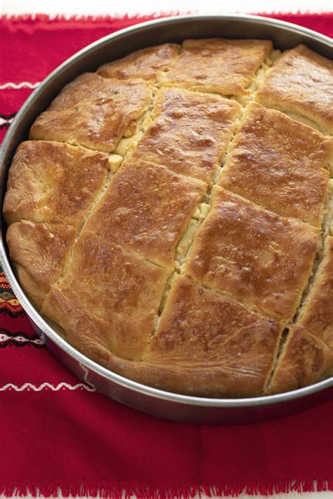 How To Make Bulgarian Banitsa (Kissela Banitsa) | Chasing the Donkey