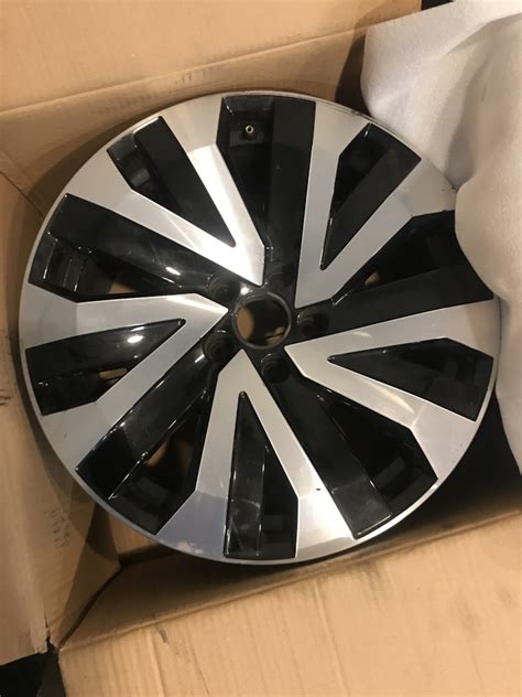 Литые диски VAG 8Jx18 ET25 5x112 на Volkswagen Touareg (3G). Б/у | 15 ...