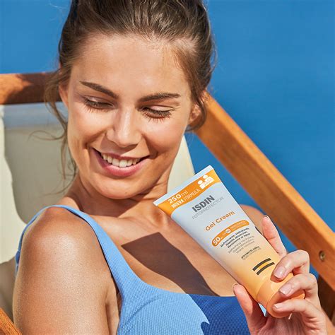 Fotoprotector ISDIN Gel Cream SPF 50, SPF 30 | ISDIN
