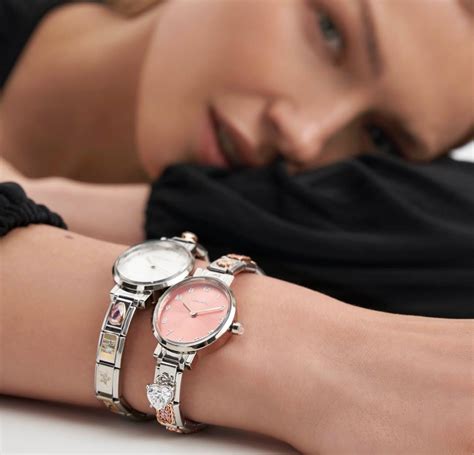 How to put together Nomination bracelet & personalize watch | Nomination