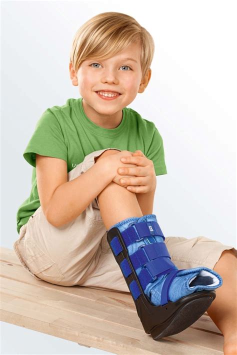 Купить ортез голеностопный жесткий детский medi walker boot d kidz по ...