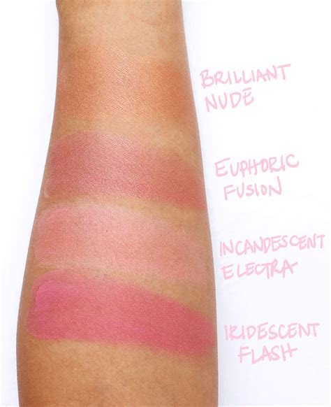 Румяна HOURGLASS — Ambient Strobe Lighting Blush — Luxe-make