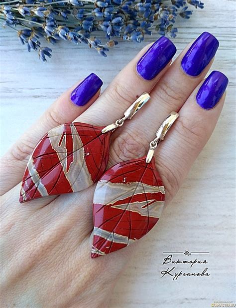 Купить Серебряные серьги с красной яшмой . | Skrami.ru