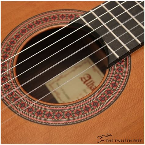 Alhambra 7P Classic - The Twelfth Fret