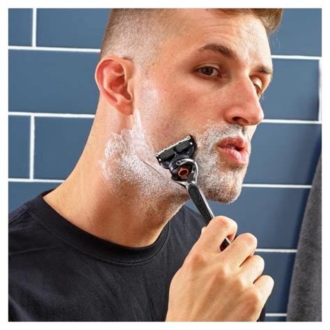 Бритвенный станок Gillette Fusion5 ProGlide + 12 сменных кассет Fusion5 ...