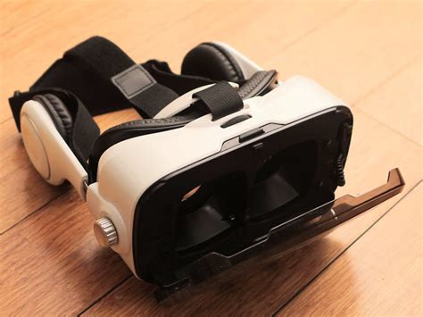In-depth Review: BoboVR Z4, an affordable Google Cardboard headset with ...