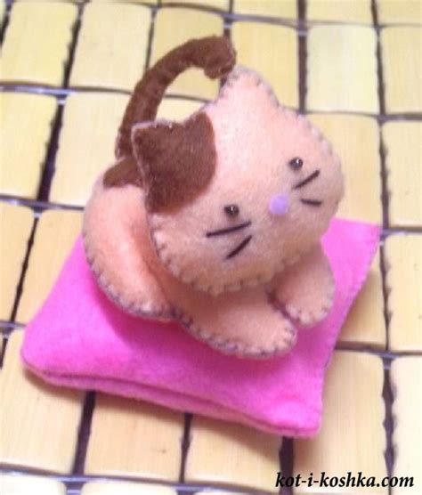 Розовый котёнок из фетра | Кот и кошка