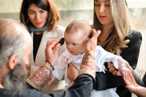 Сколько дарят на крестины денег немцы
