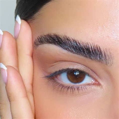 Brow fixing soap strawberry - ushas - Luces Beautiful