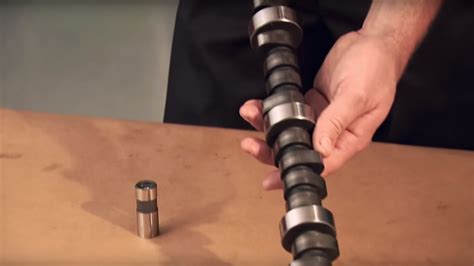 Flat vs Roller Tappet Lifters - Summit Racing Quick Tech Tip - YouTube