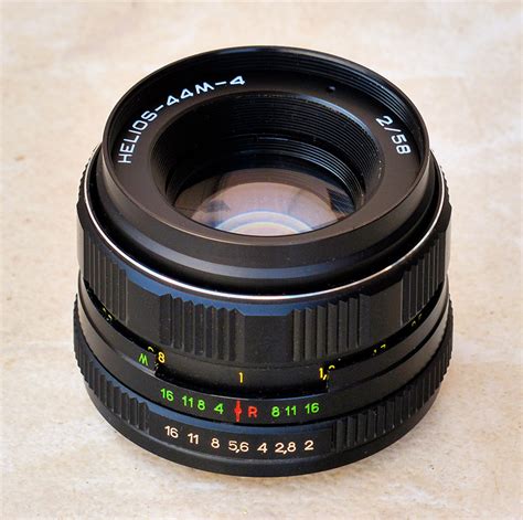The amazingly high resolution of a Helios 44M-4