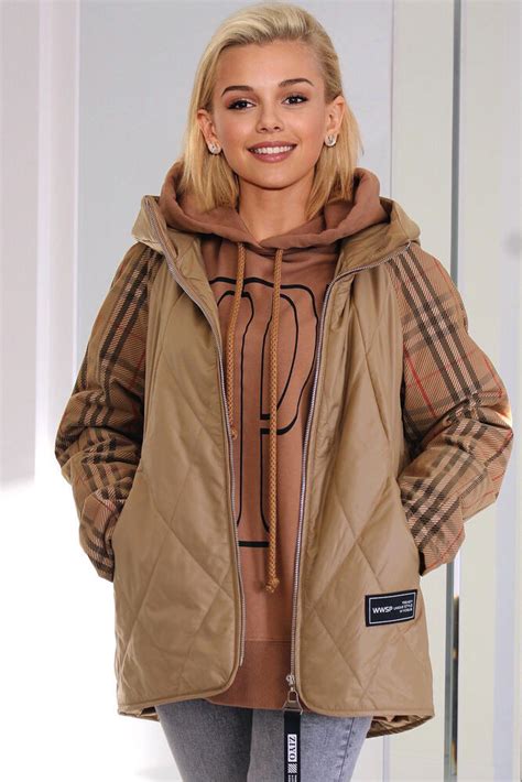 Стеганая куртка Burberry Astrid 9783 купить Украине