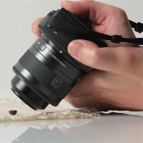Objectif Canon EF-M 28mm f/3.5 Macro IS STM — Boutique Canon France