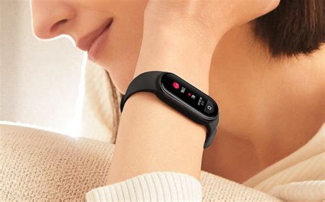 Чем отличается глобальная и китайская версия Xiaomi Mi Band 6. Почему ...
