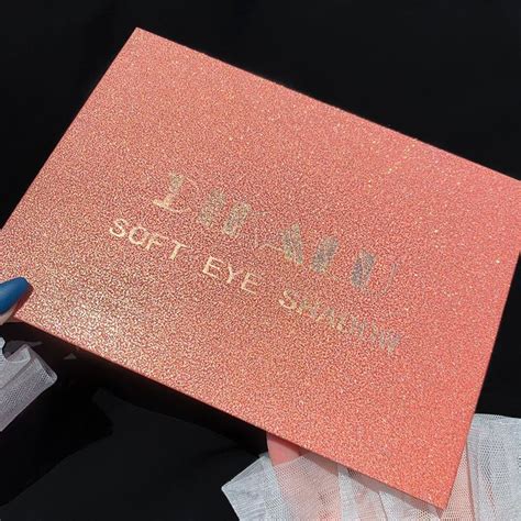 DIKALU 40 Color Eye Shadow