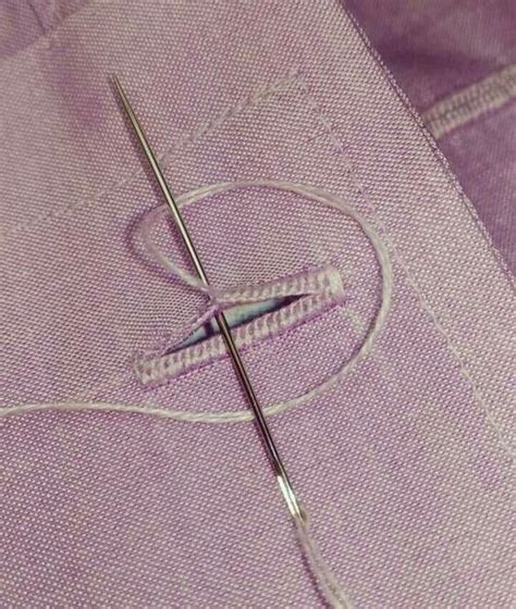 Учимся делать петли вручную 0 in 2020 | Sewing hacks, Sewing lessons ...