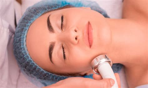 Лазерная биоревитализация Vitalaser кожи лица, губ и шеи, цены в Москве