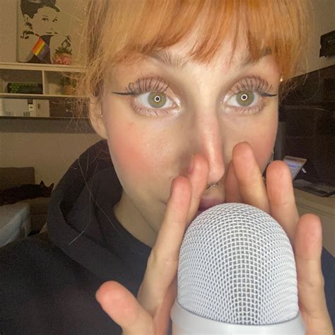 Madeleine's ASMR - YouTube