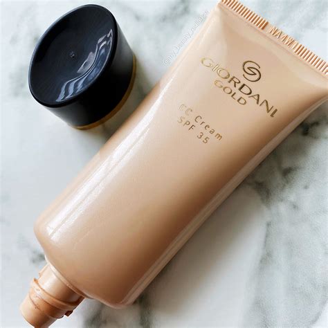 MyBeautyRadiance: Мультифункциональный крем Oriflame Giordani Gold CC Cream