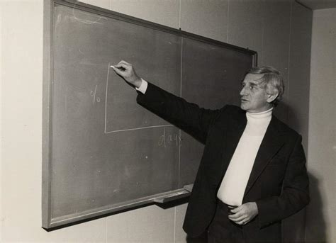 Prof. Michael Sela, 1924-2022 - People | Weizmann Wonder Wander - News ...