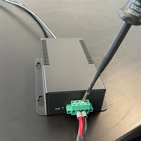 802.3bt PoE++ to 12V Splitter with 60W Output — POE Texas