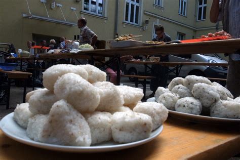 Onigiri - DJG Sachsen-Anhalt