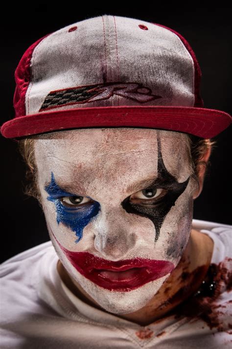 60 Incredible Examples of Halloween Costumes - The Wondrous