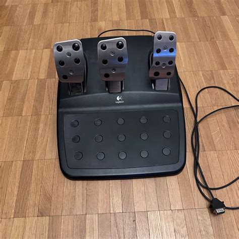 pédales Logitech | Kaufen auf Ricardo