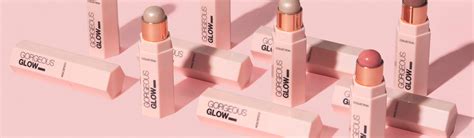 Glow – Collection Cosmetics