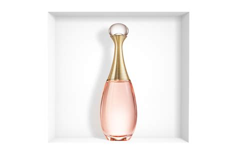J'adore – Eau de Toilette by Christian Dior